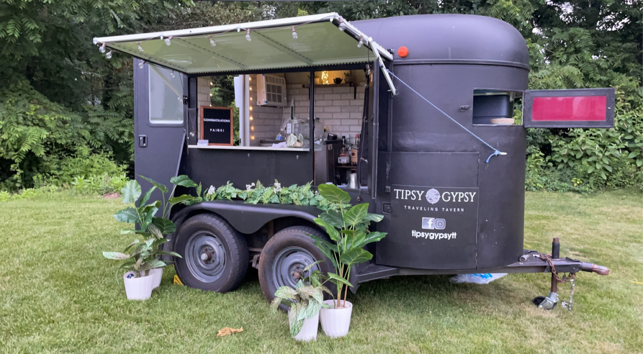 Tipsy Gypsy - Tipsy Gypsy Traveling Tavern